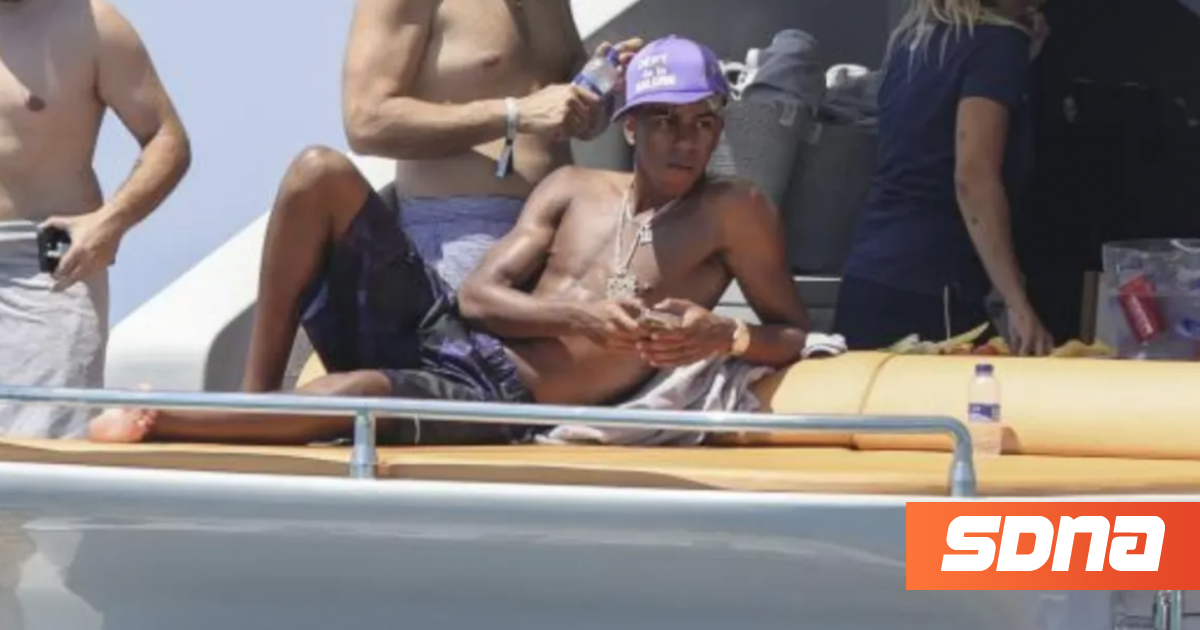 Η μητέρα του Γιαμάλ ανησυχεί για τη εκτός γηπέδου συμπεριφορά του - To πάρτι και τα... 12 ...